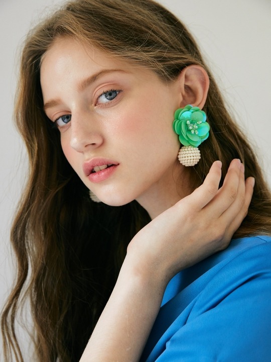 Spangle Flower Earring (Green) - HAGO(하고)
