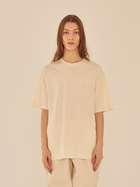 SMALL 13M LOGO T-SHIRT (IVORY) - HAGO(하고)