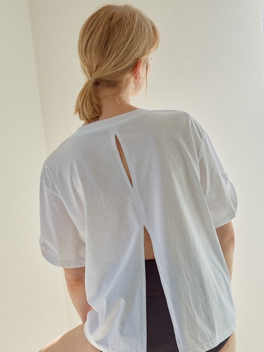 Back Slit T-shirt White - HAGO(하고)