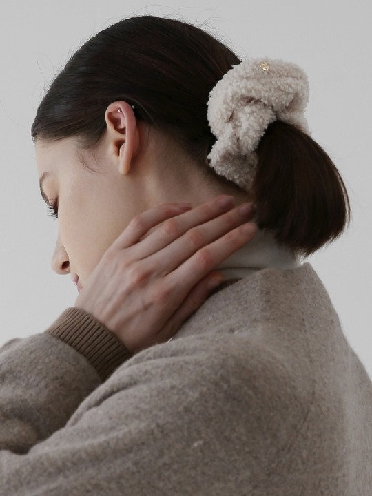 SCRUNCHIE / TINY / JEWEL / POODLE IVORY - HAGO(하고)