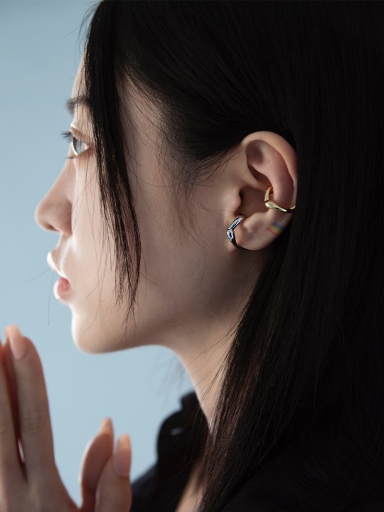 Pine tree earcuff - HAGO(하고)