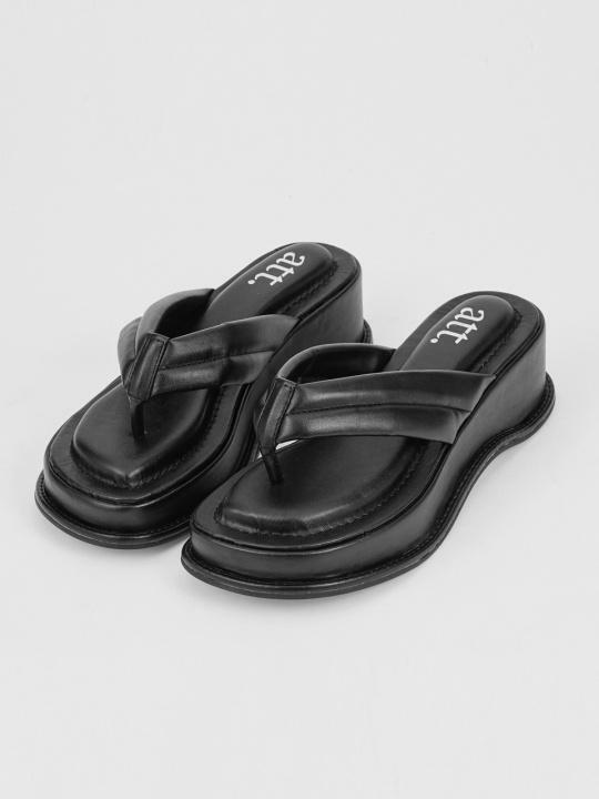 New Bold Flip-Flop (Black) - HAGO(하고)