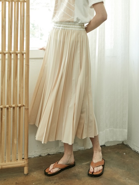 PLEATS STOPPER SKIRT [BEIGE / NAVY] - HAGO(하고)