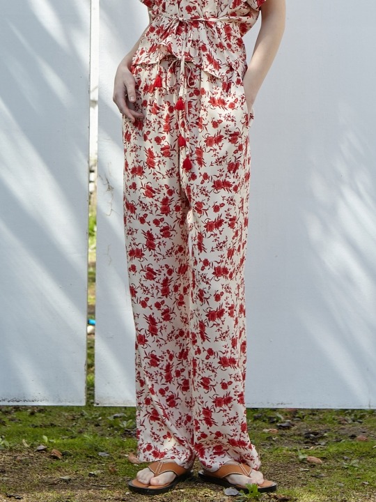 FLOWER PATTERN PANTS [RED] - HAGO(하고)