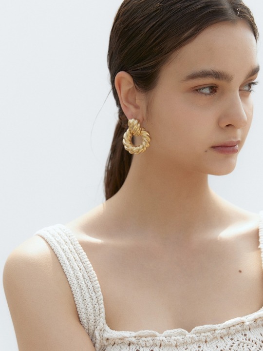 Pepee gold earring - HAGO(하고)