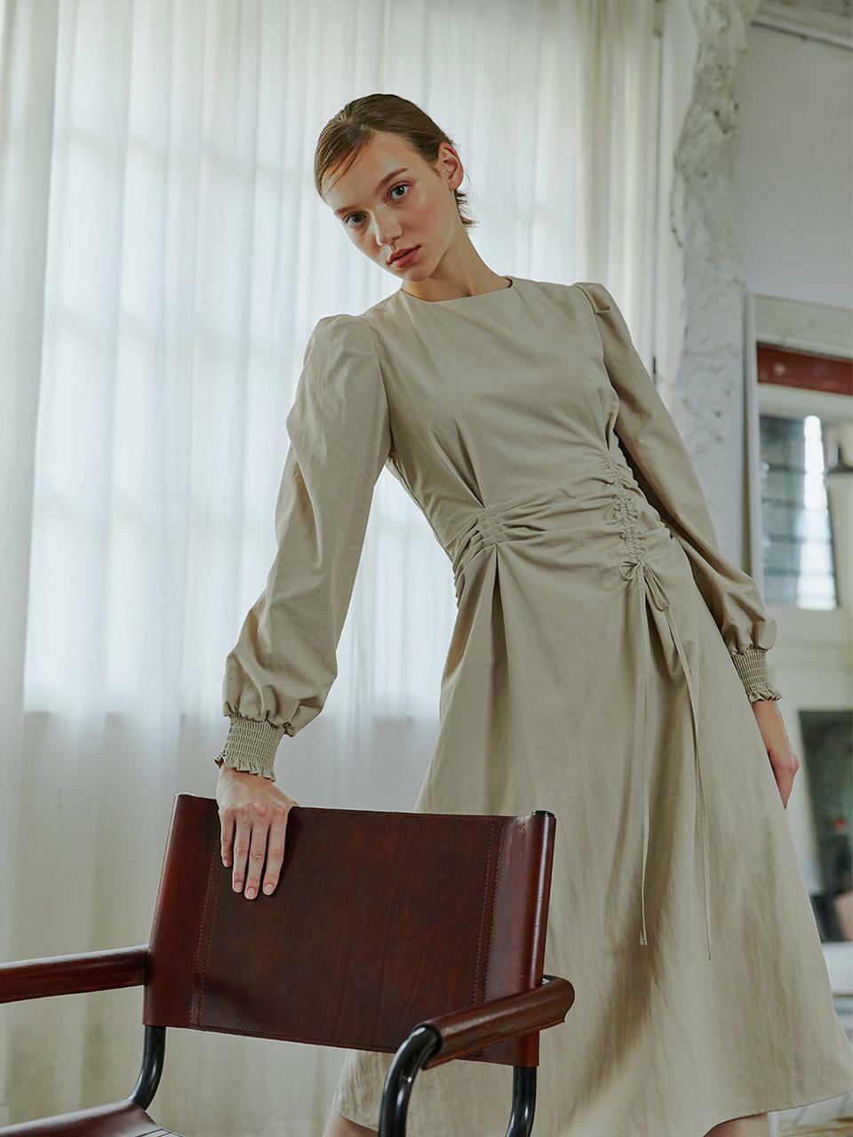 Pintuck String Smock Dress, Beige - 하고(HAGO)