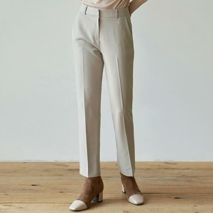 BASIC STRAIGHT SLACKS_SAND GRAY - HAGO(하고)