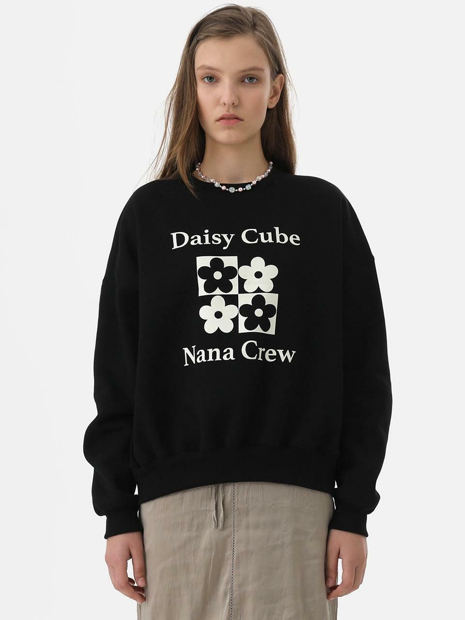 DAISY CUBE SWEATSHIRT - BLACK - HAGO(하고)