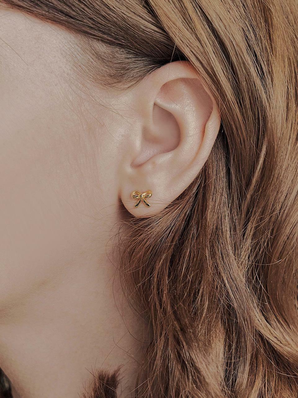 ribbon piercing - 하고