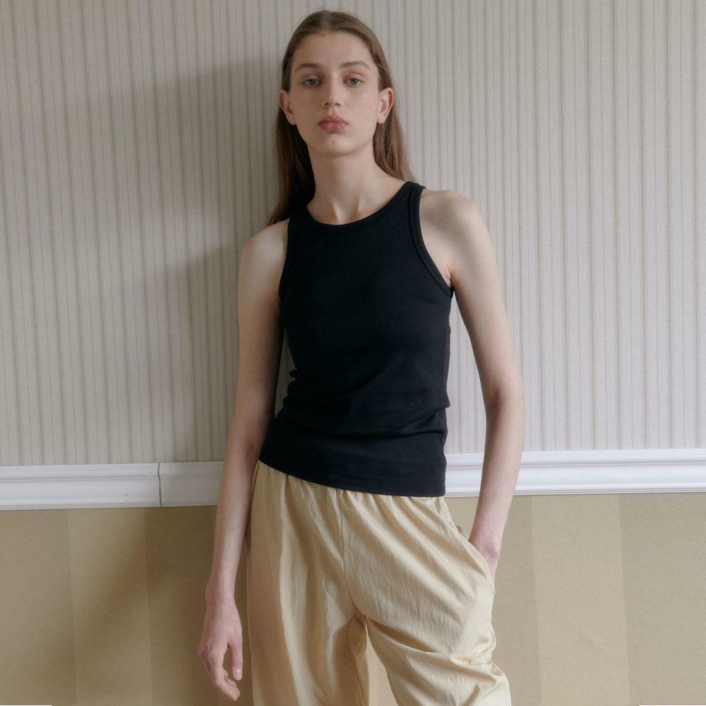 Round Rib Sleeveless (Black) - 하고(HAGO)