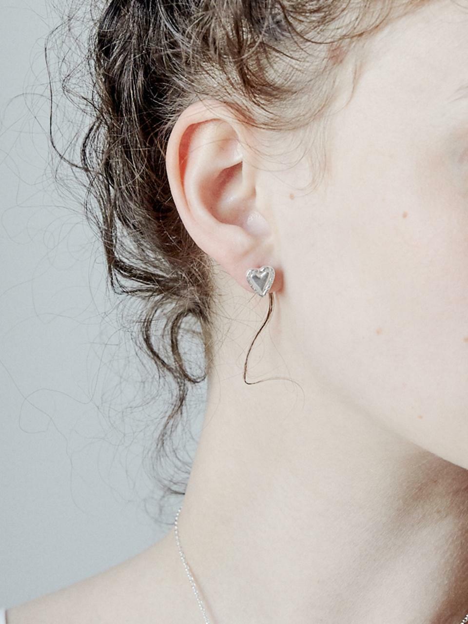 Mini Heart Earring - HAGO(하고)