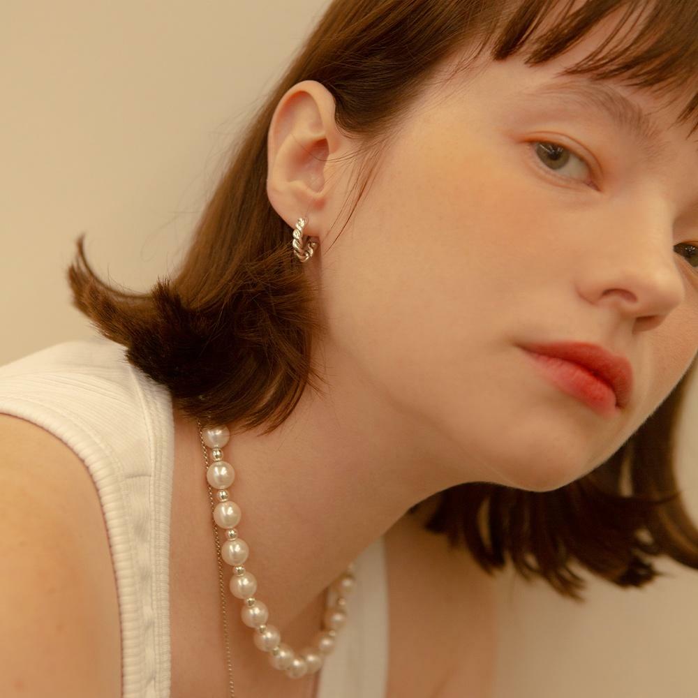 Mini Twist Earrings - HAGO(하고)