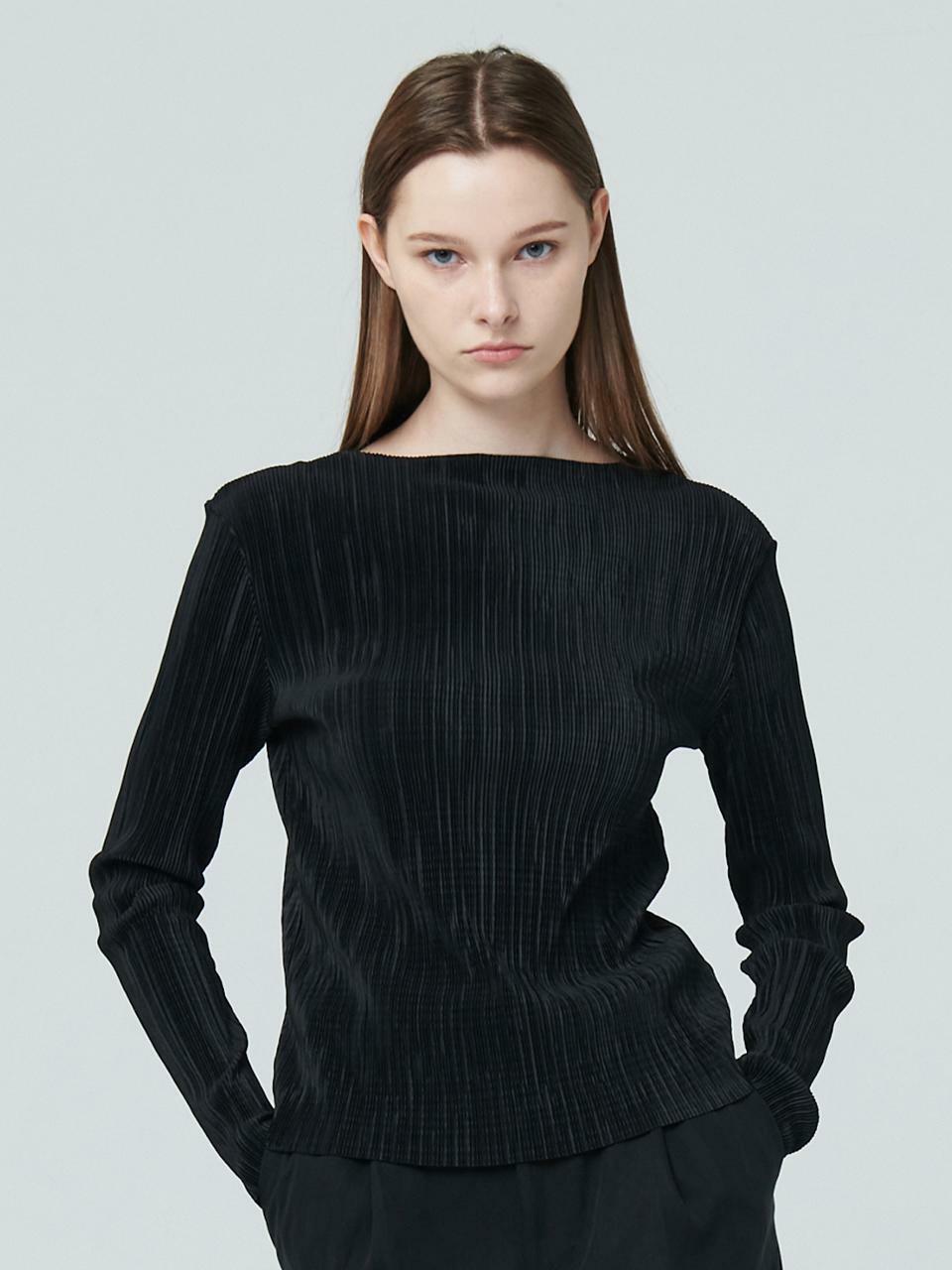 Slim Fit Pleats T-Shirt - Black - HAGO(하고)