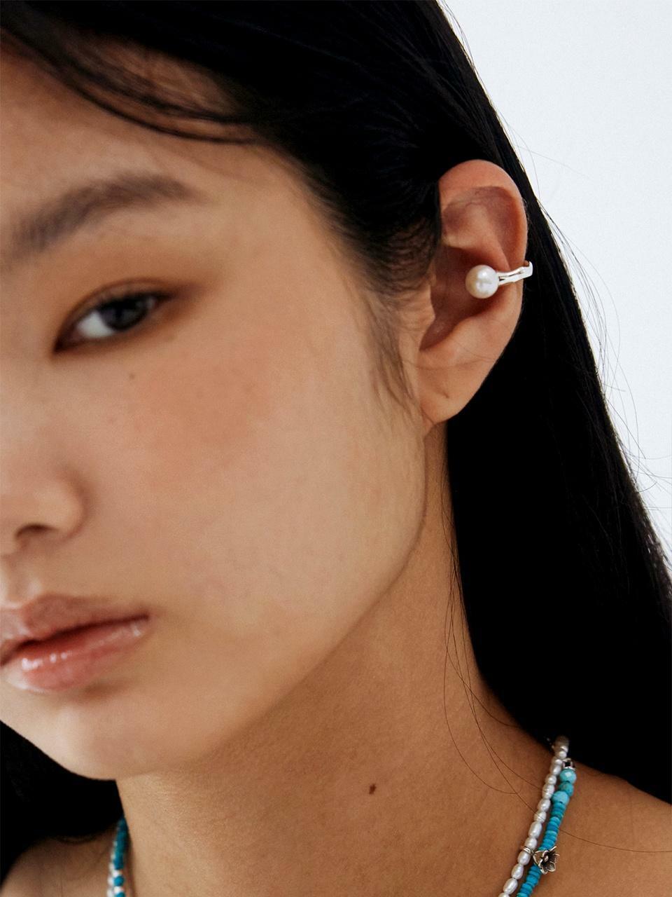 WHITE PEARL EARCUFF - HAGO(하고)