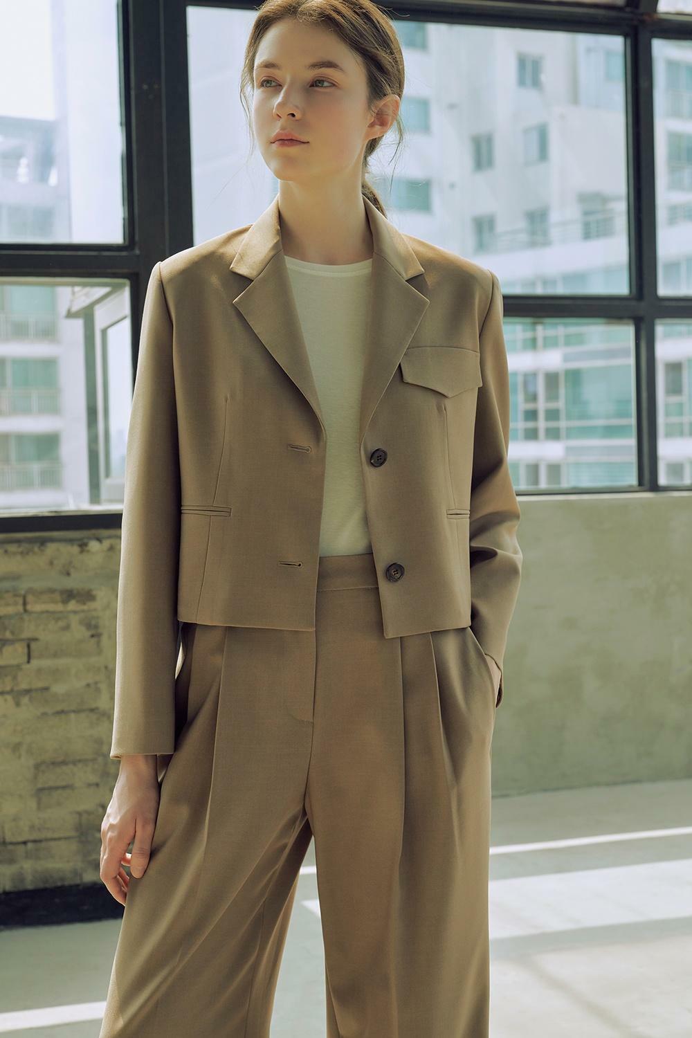 TWO BUTTON SHORTS JACKET - Beige - HAGO(하고)