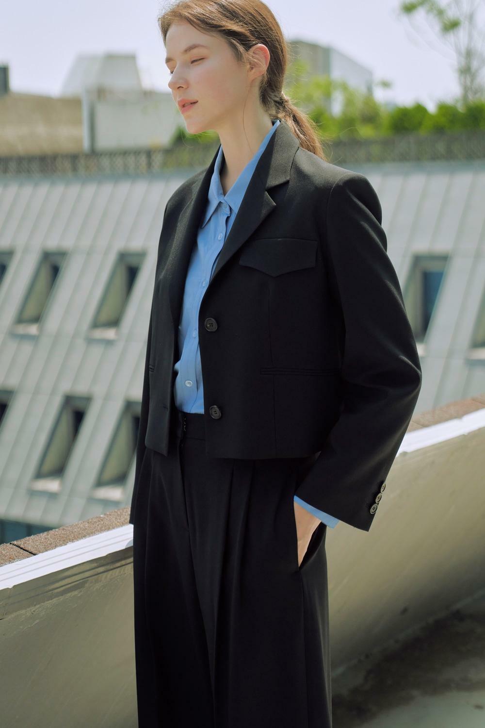 TWO BUTTON SHORTS JACKET - Black - HAGO(하고)