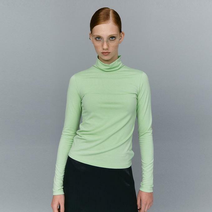 BASIC TURTLE NECK TOP (NEON MINT) - 하고(HAGO)