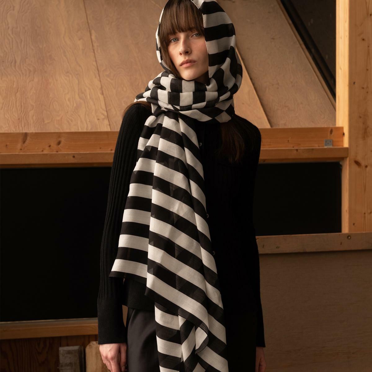 Silk Stripe Long Scarf Black/Ivory - HAGO(하고)