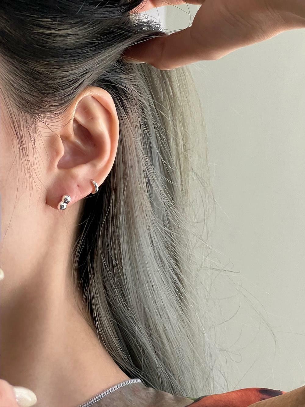 [925silver] 2ball earring (silver) - HAGO(하고)