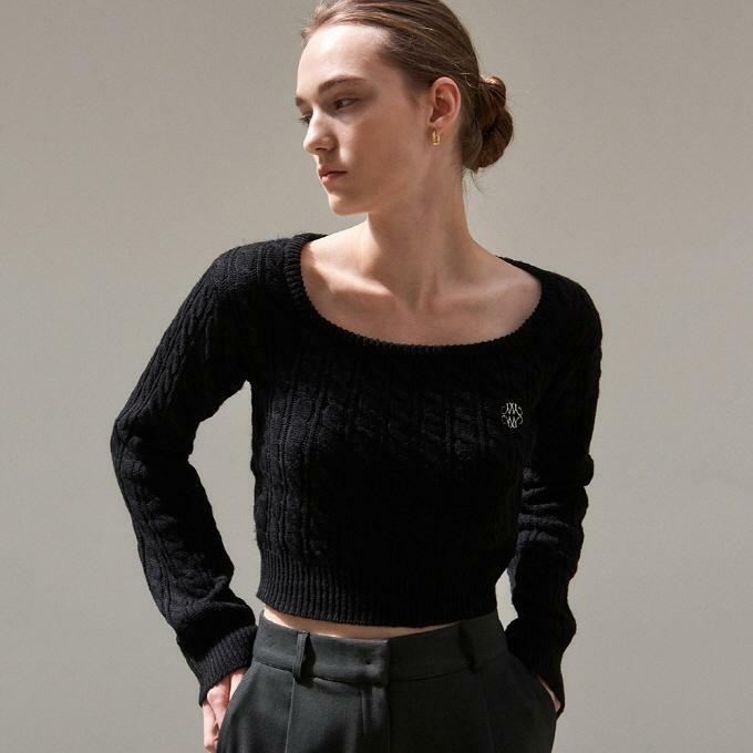 NICOLE SQUARE NECK CROP KNIT_BLACK - HAGO(하고)