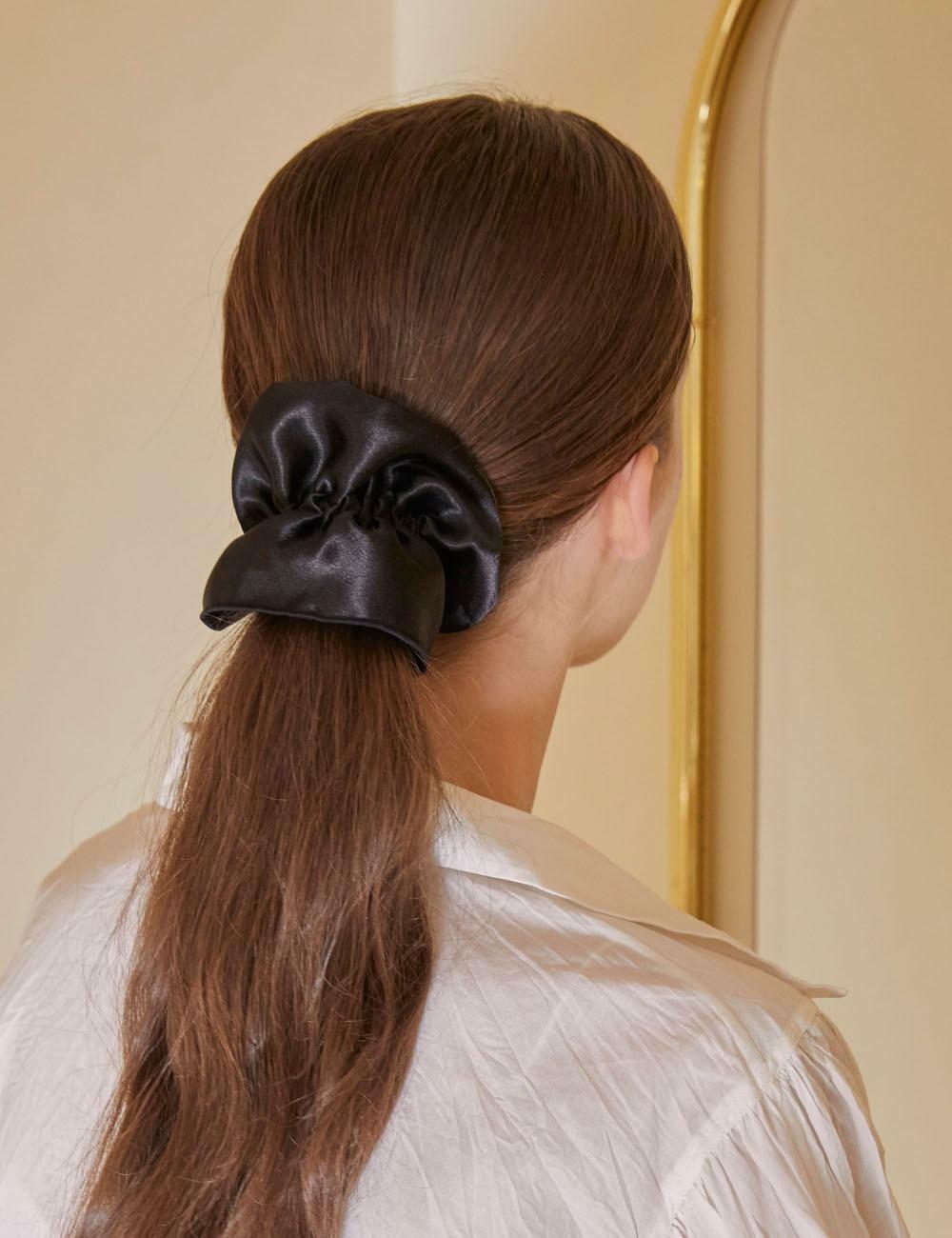 Wave Satin Ruffle Scrunchie - HAGO(하고)