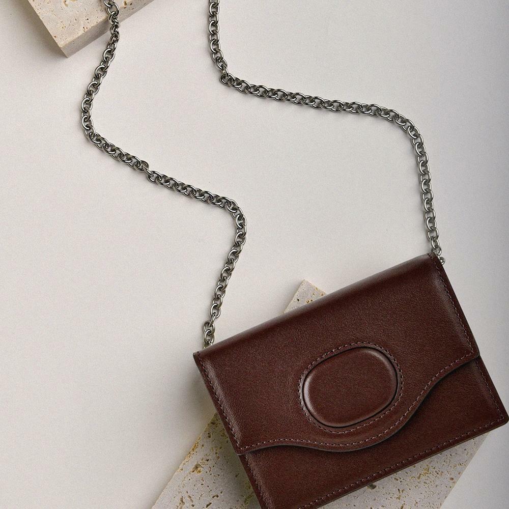EGGSHELL PETITE CHAIN BAG_CHOCO - 하고(HAGO)