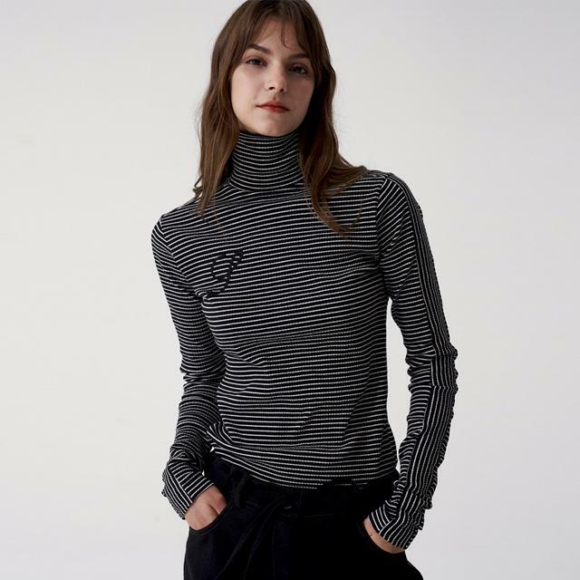 STRIPE TURTLENECK T-SHIRT_BLACK 스트라이프 터틀넥 티셔츠 - HAGO(하고)