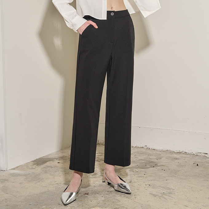 Hidden Banding Cropped Slacks (Black) - HAGO(하고)