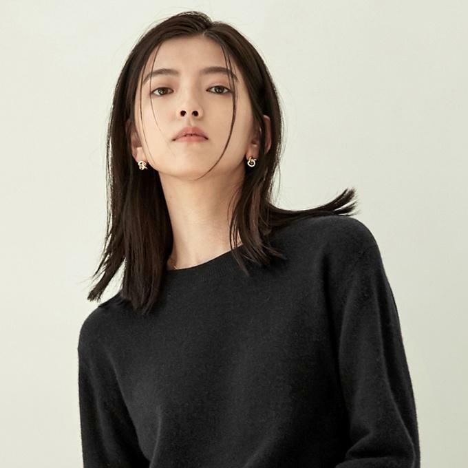 Basic R-neck Pullover Knit (Black) - 하고(HAGO)