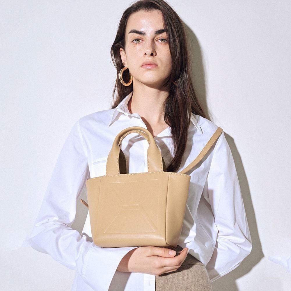 [리퍼브] SHOPPER EMBO MINI [BEIGE] - HAGO(하고)