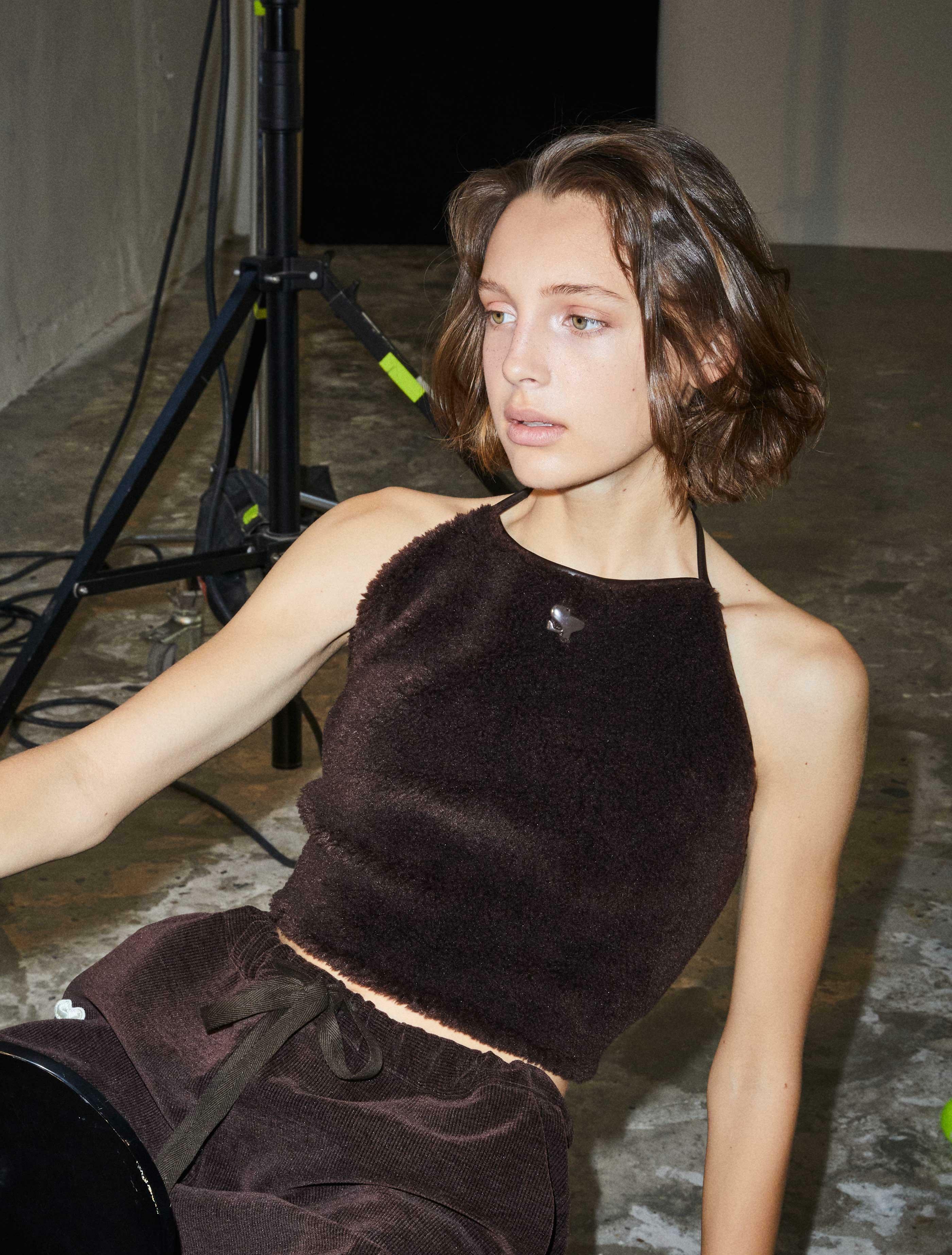 LARA FUR HALTER NECK-BROWN 홀터넥 탑 - HAGO(하고)