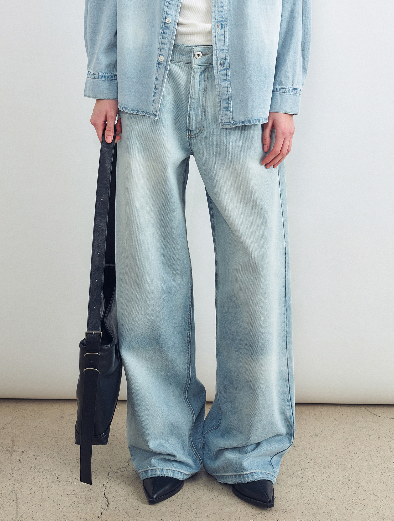 [CALIK] 로우 웨이스트 와이드 진 LIGHT BLUE - 하고