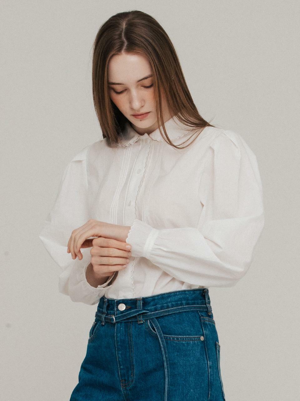 Scallop Collar Pintuck Blouse VC2312BL003M - HAGO(하고)
