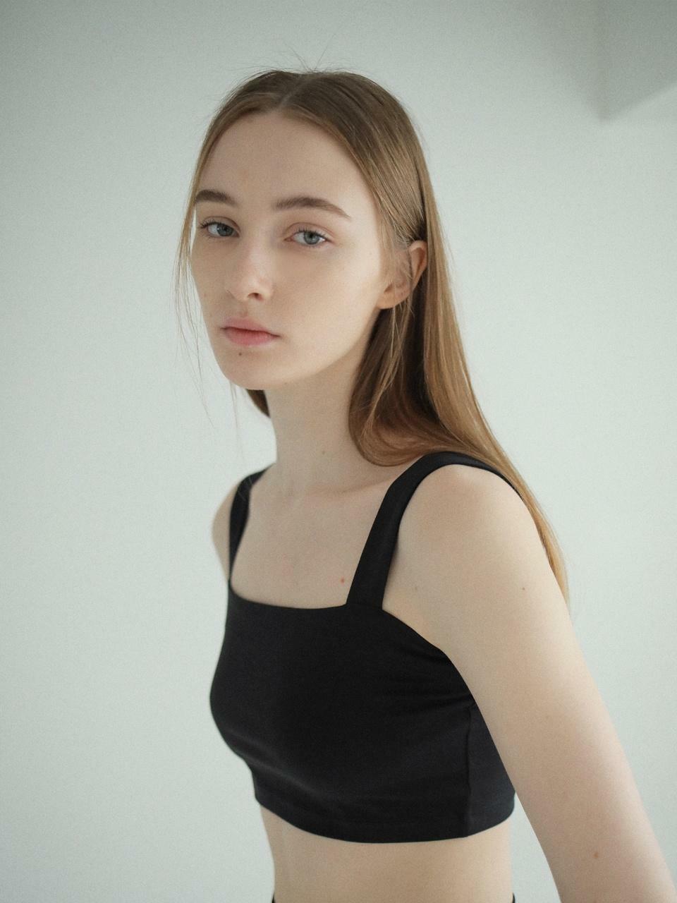 SLEEVELESS CROP TOP / 2COLORS - HAGO(하고)