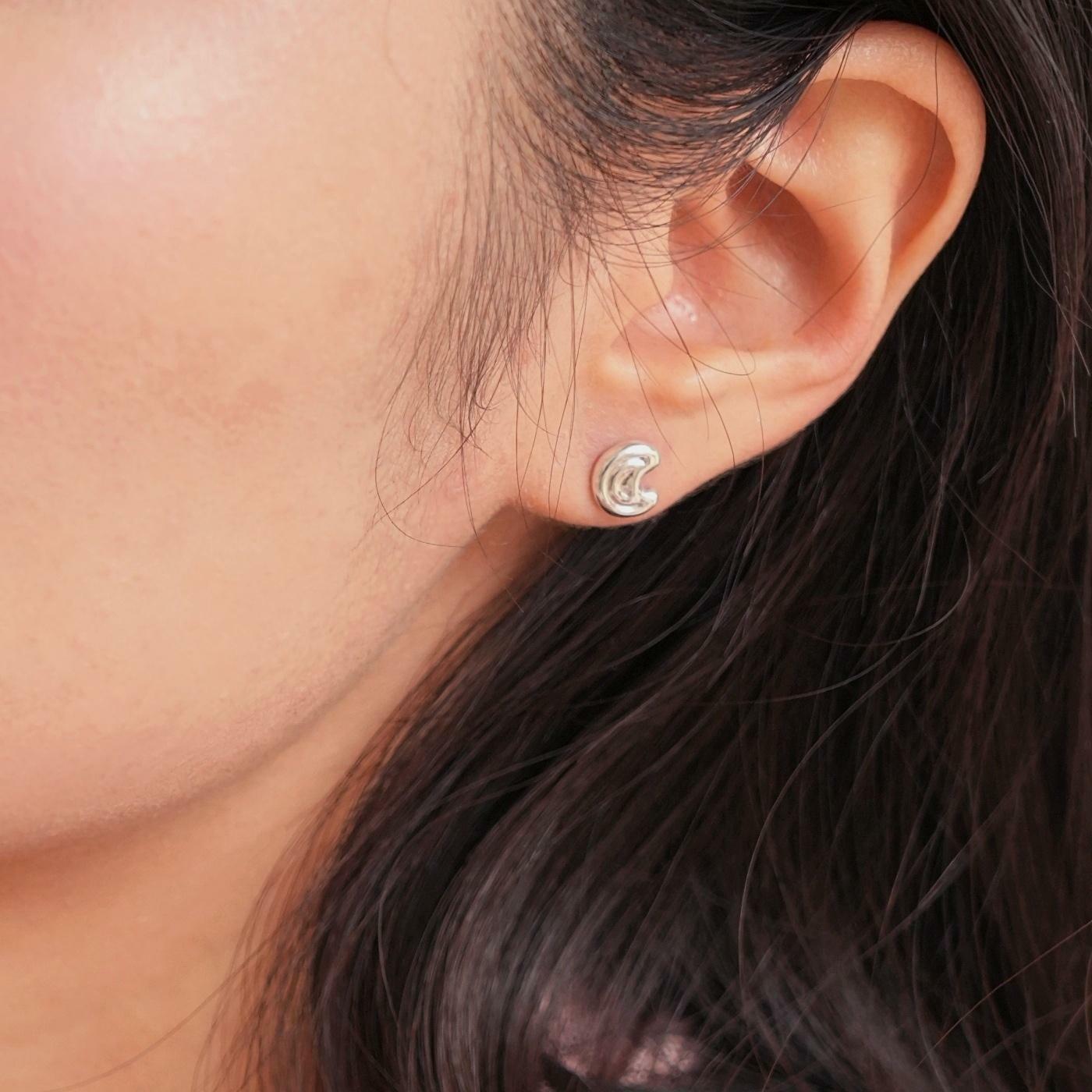 Luna earring - 하고(HAGO)