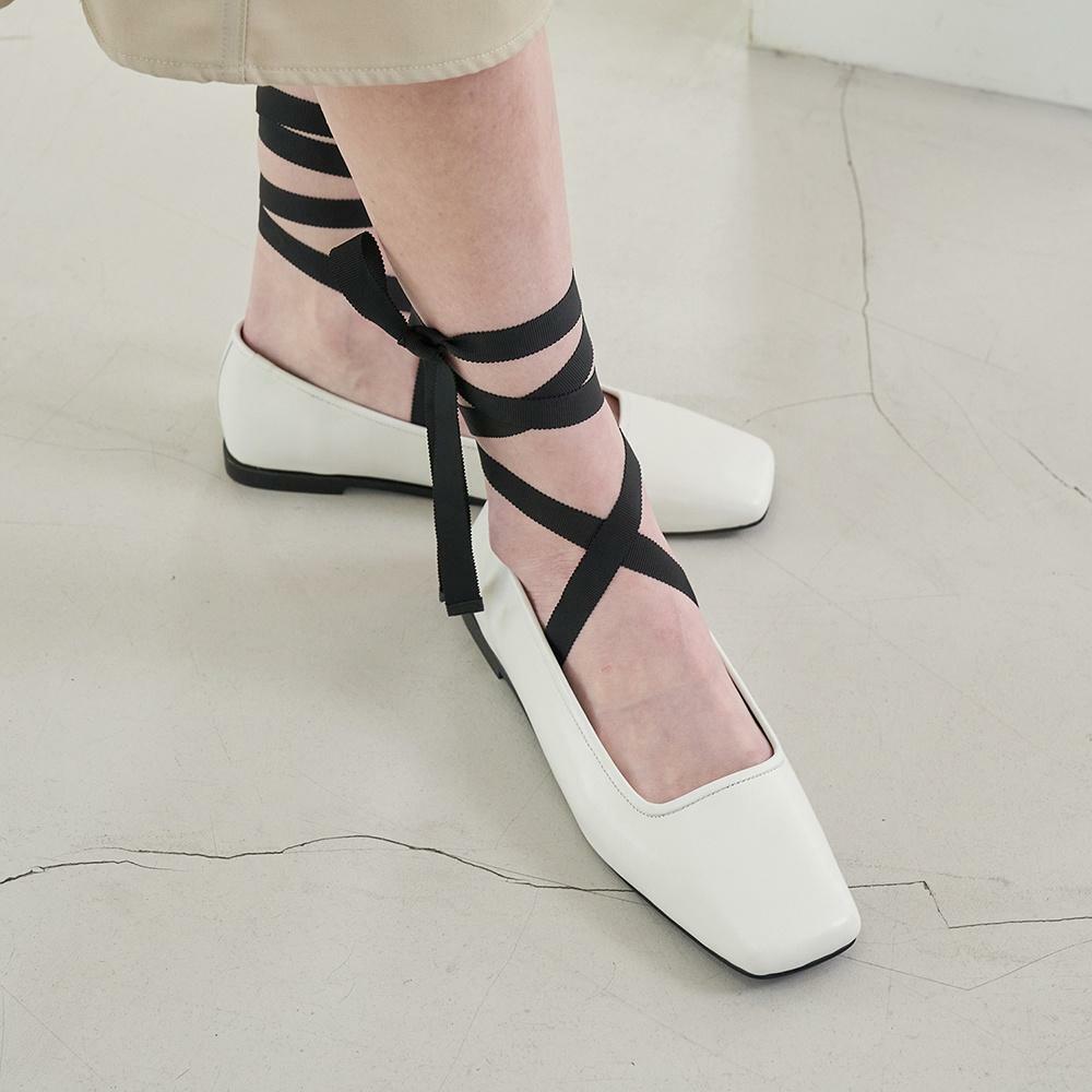 Gigi Ballet Flats Ivory - 하고