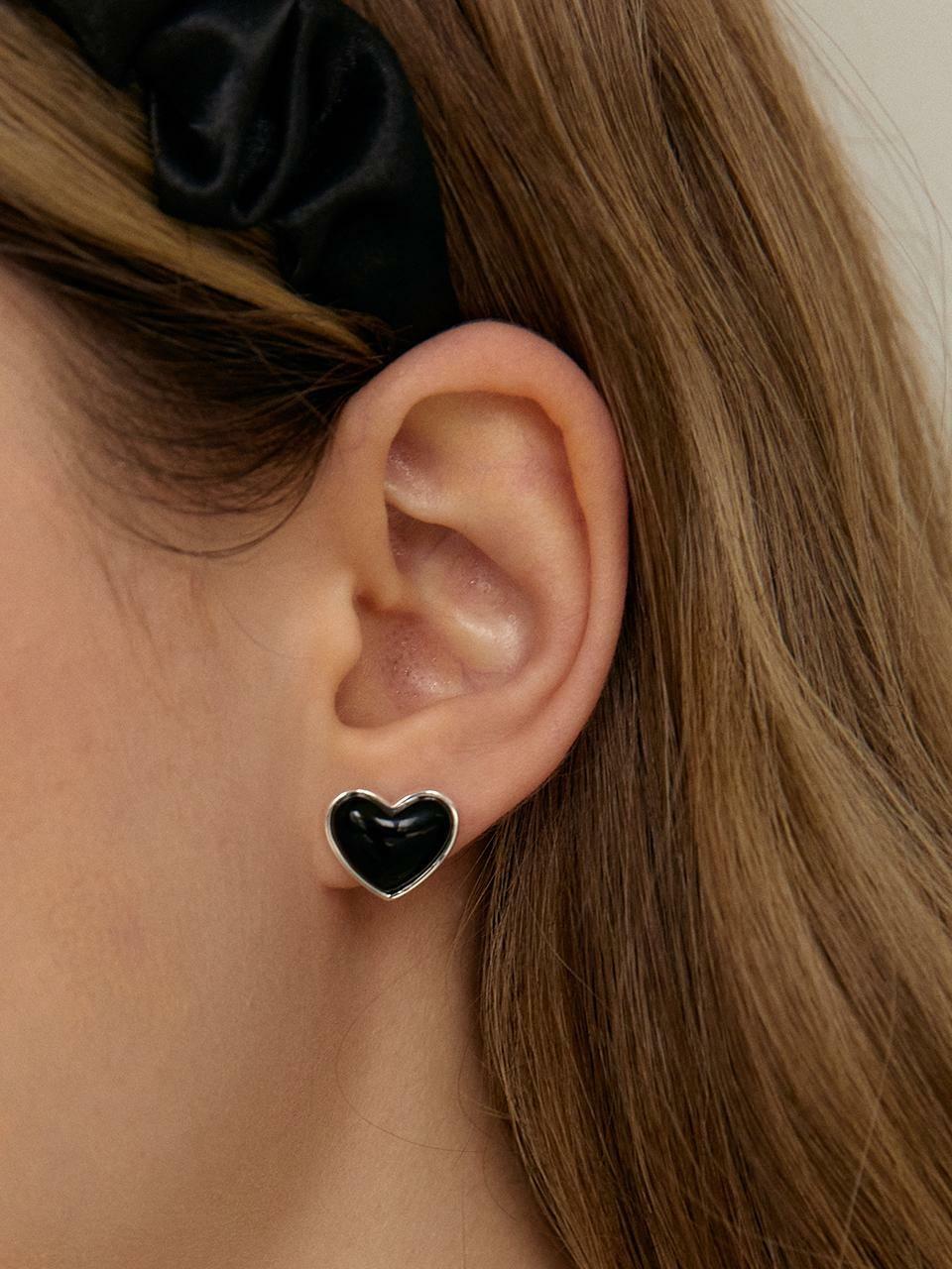 [특가~9.17][silver925]Plump heart onix earring - 하고