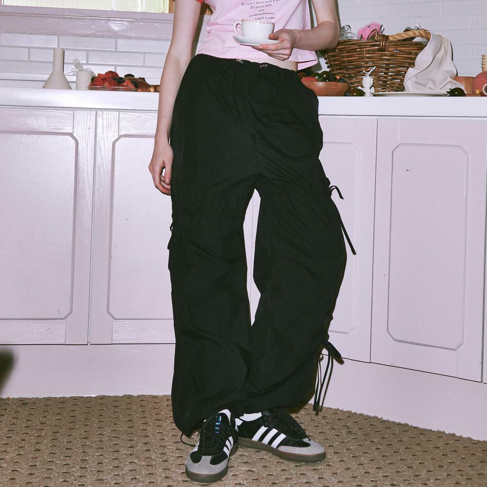 RIBBON STRING PARACHUTE PANTS BLACK - HAGO(하고)