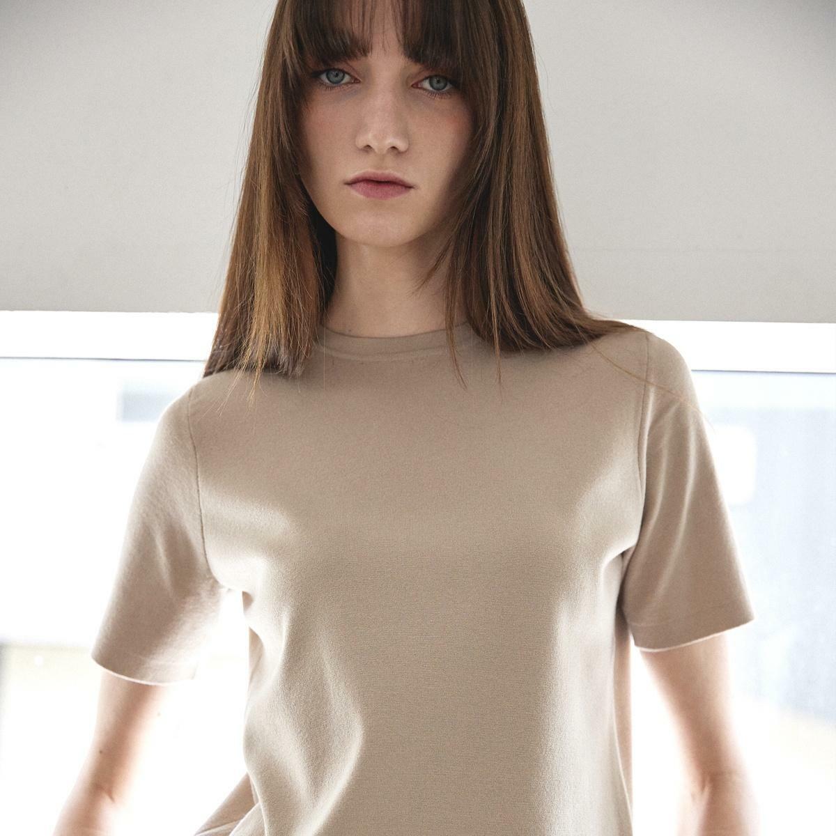 Crew Neck Knit Top Beige - 하고(HAGO)