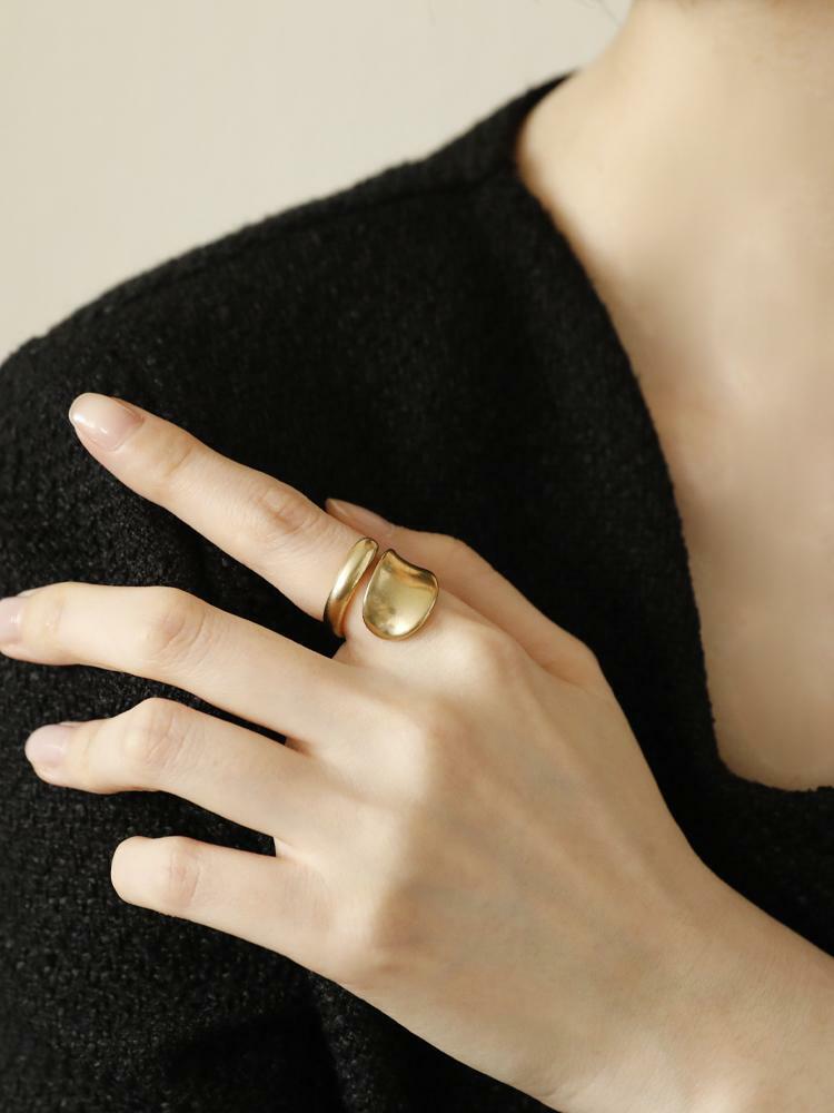 Stream Bold Ring 스트림 볼드 반지 - HAGO(하고)