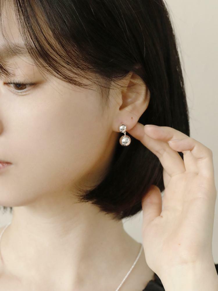 Two Ball Drop Earring 투 볼 드랍 귀걸이 - HAGO(하고)