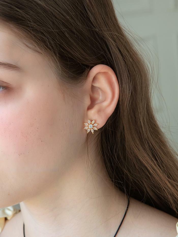Sana flower earing - 하고