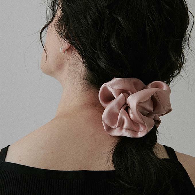 Cent.16 / vedette silk scrunchie (pink) - HAGO(하고)