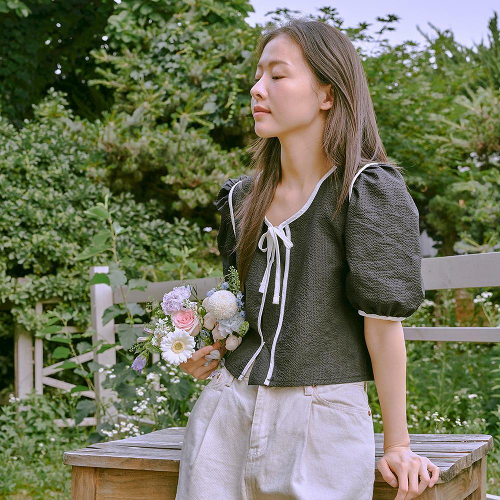 ANC PIPING RIBBON PUFF BLOUSE_BLACK - HAGO(하고)