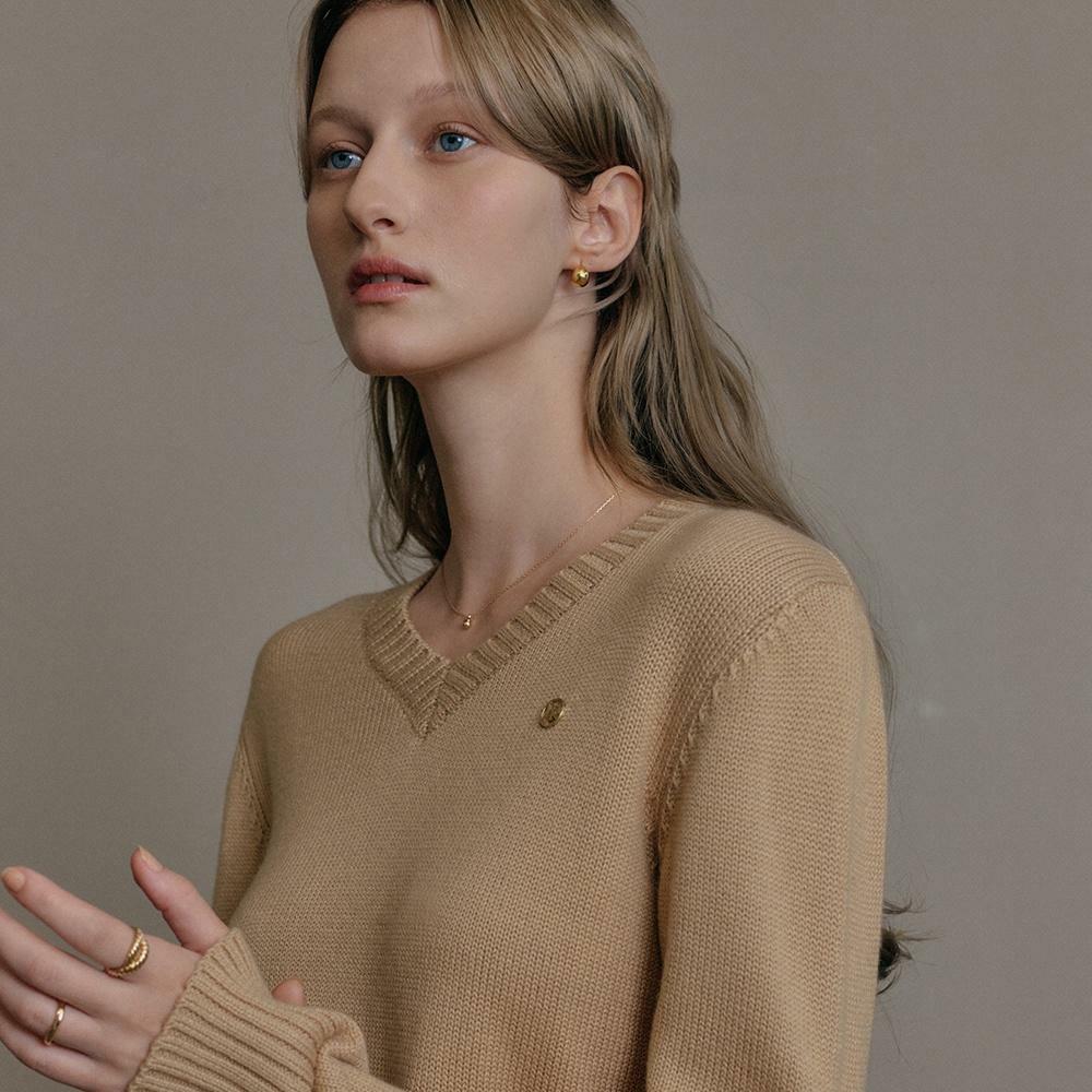 베이지 엔슬리 브이넥 니트 탑 / BEIGE ENSLEY V NECK KNIT TOP - HAGO(하고)