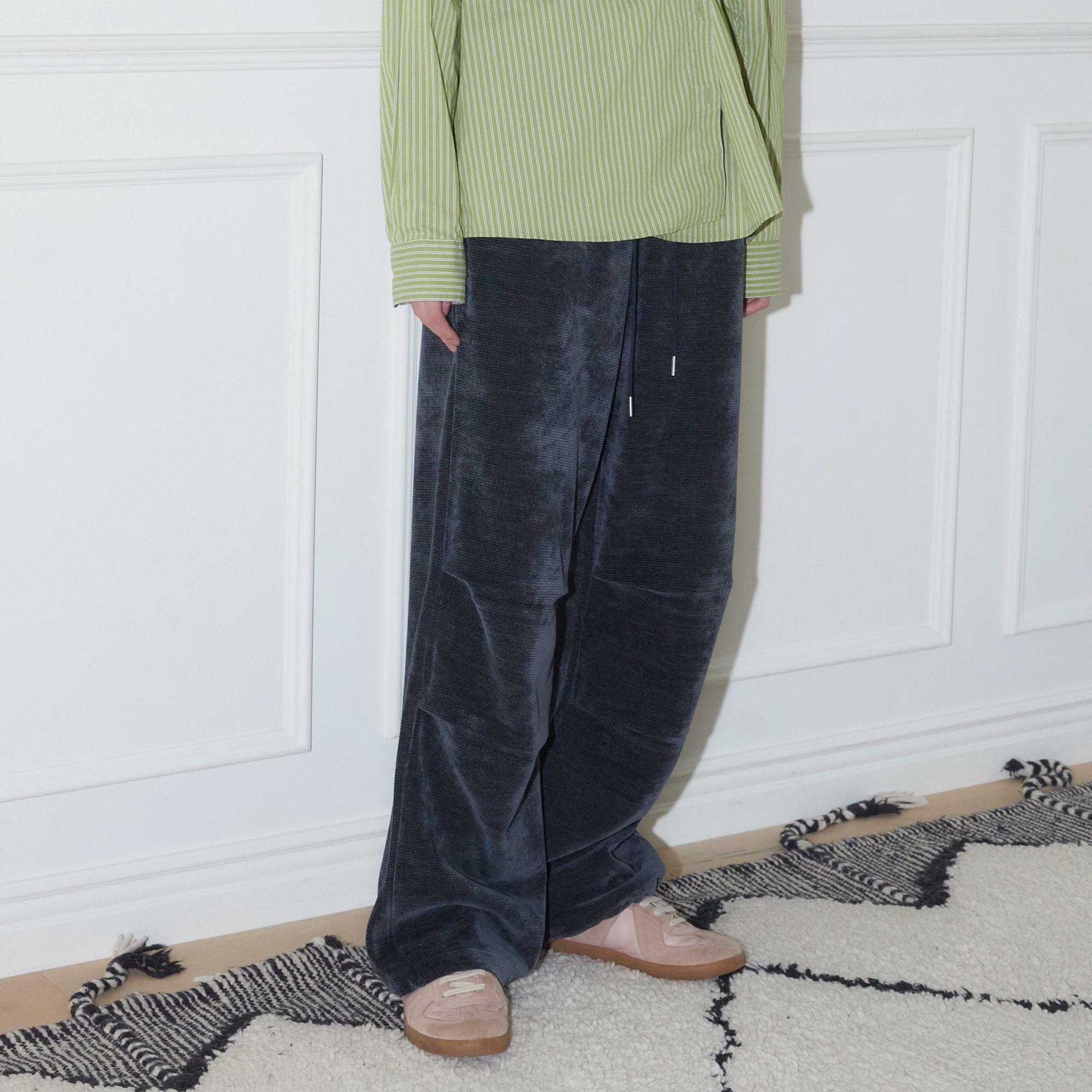 PARACHUTE SWEATPANTS_CHARCOAL - HAGO(하고)