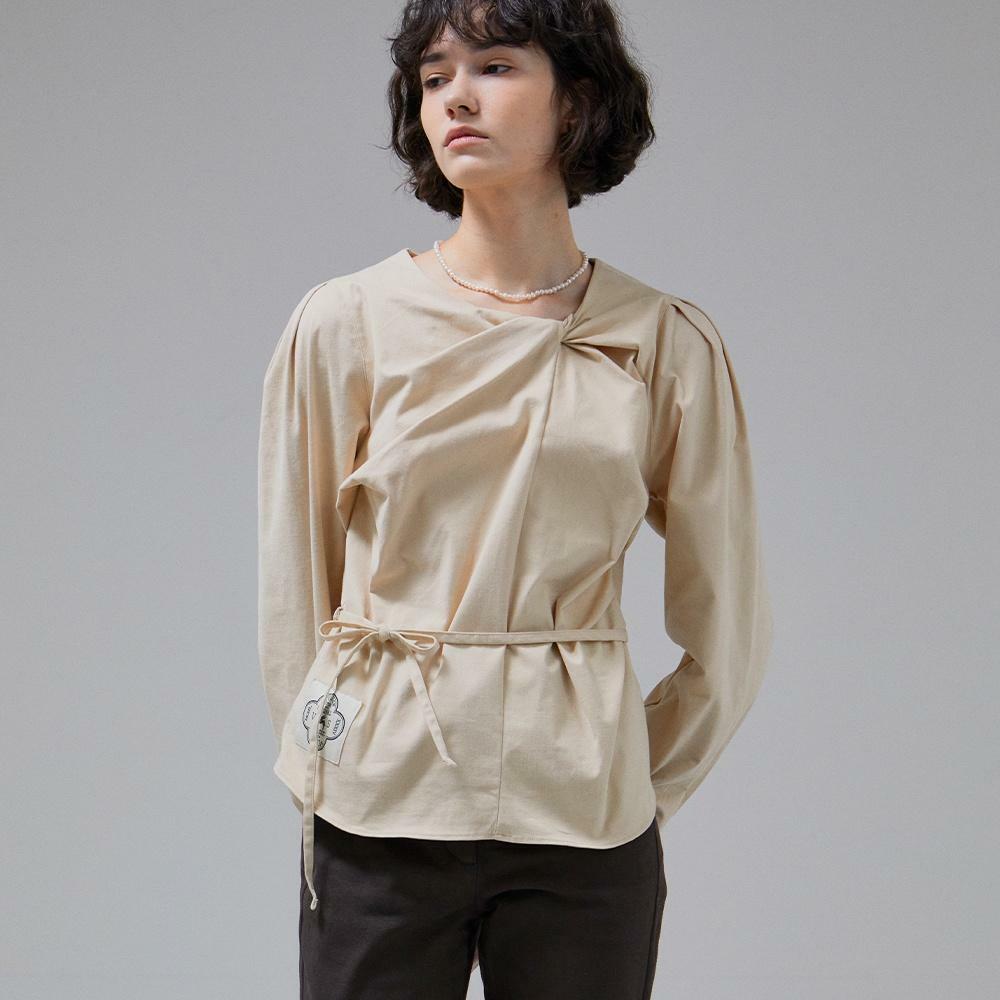 [LINE] Sleeve Tuck Twisted Blouse (2colors) - HAGO(하고)