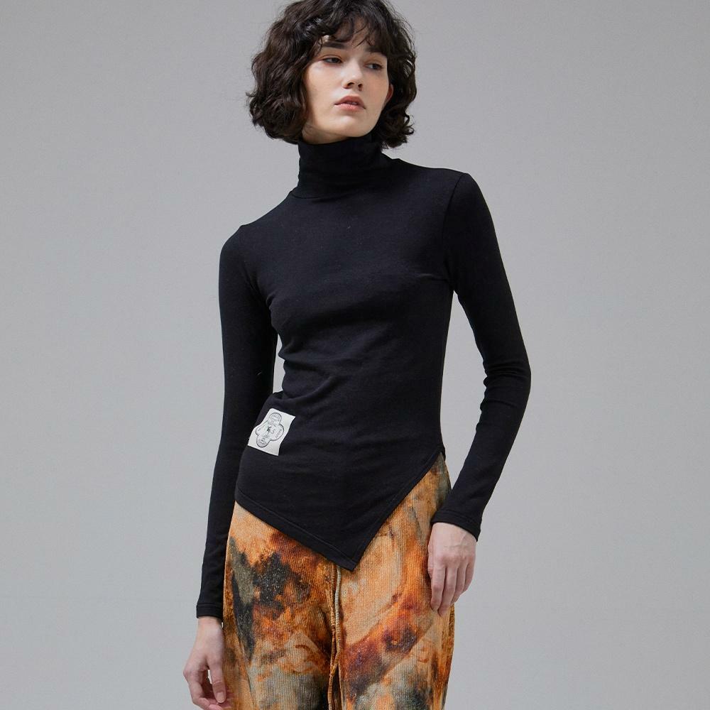 [LINE] Diagonal Layered Turtleneck (3colors) - 하고(hago) - 하고