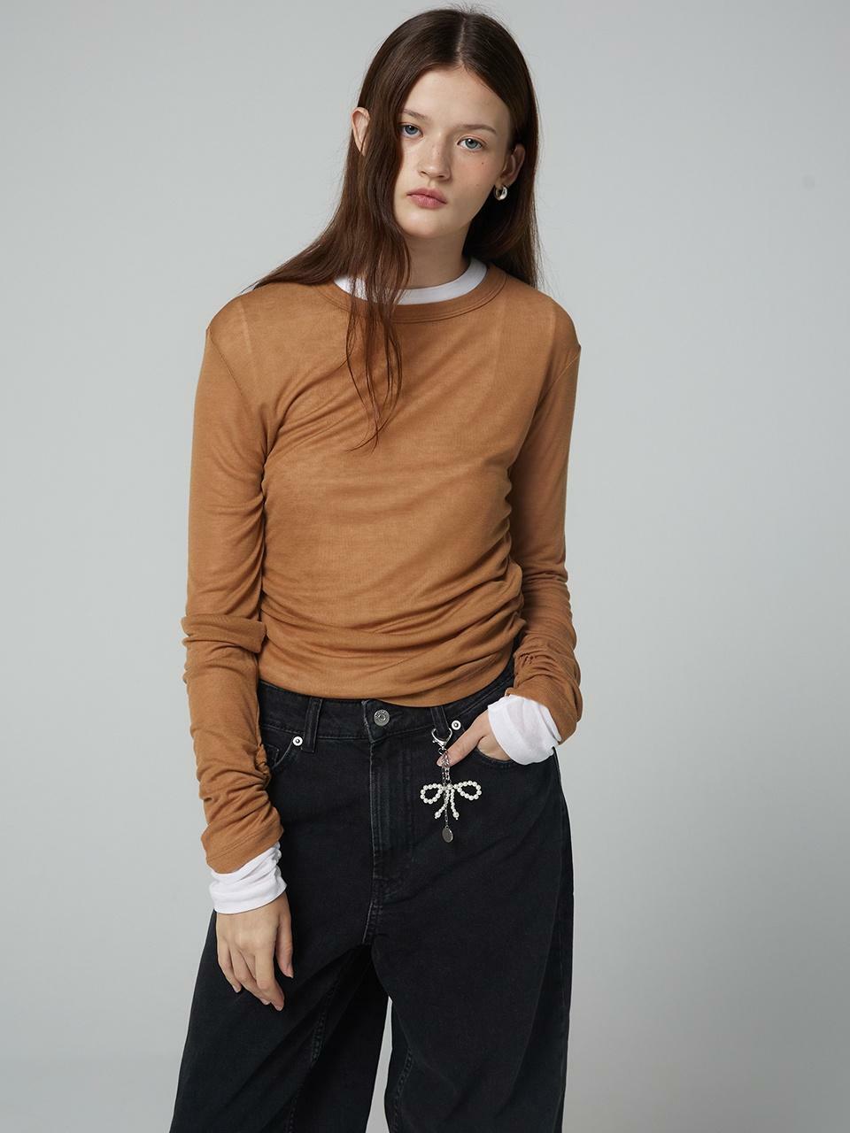 Side shirring long sleeve tee_beige - HAGO(하고)