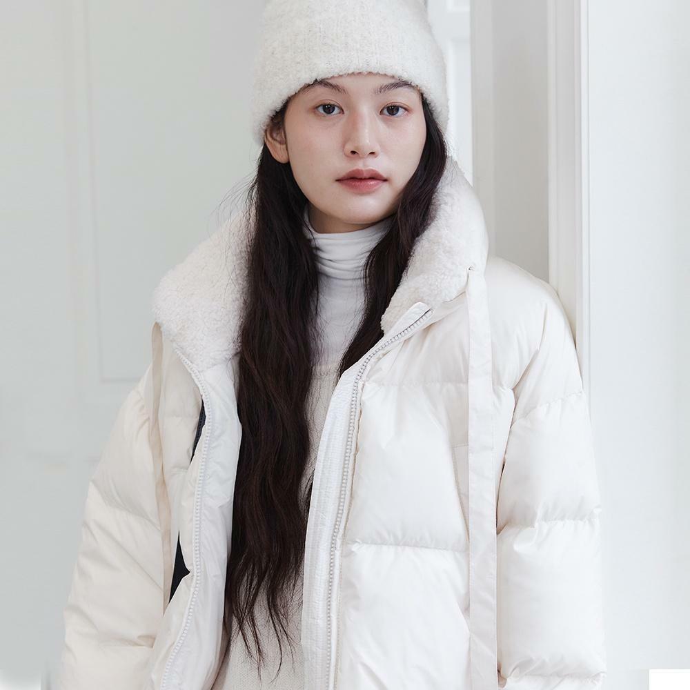 [25%쿠폰]TAIL CROPPED DUCK DOWN JUMPER_IVORY - HAGO(하고)